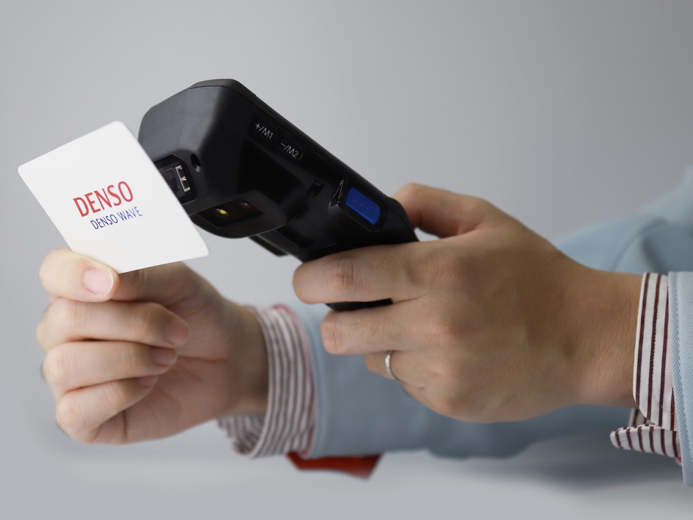 BHT-M60｜ハンディターミナル｜製品｜自動認識｜デンソーウェーブ